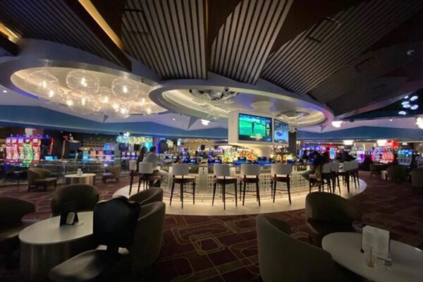 Going Beyond Gambling: A Guide to Casino Dining and Nightlife - Pixel Dimes